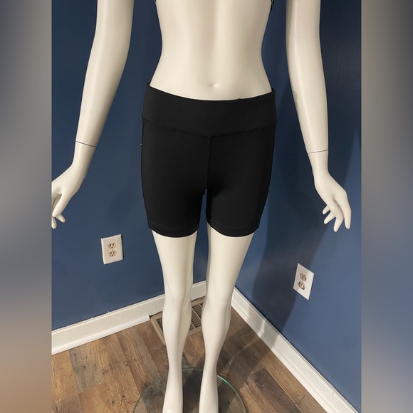 Head | Shorts | Rare Head Athletic Bike Shorts Size Small Black Gym ...